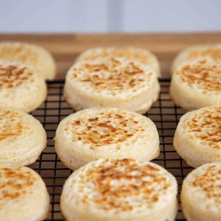 Crumpets - Original British Recipe (Video)