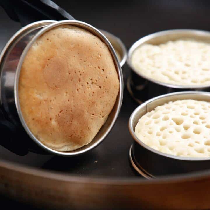 Crumpets - Original British Recipe (Video)