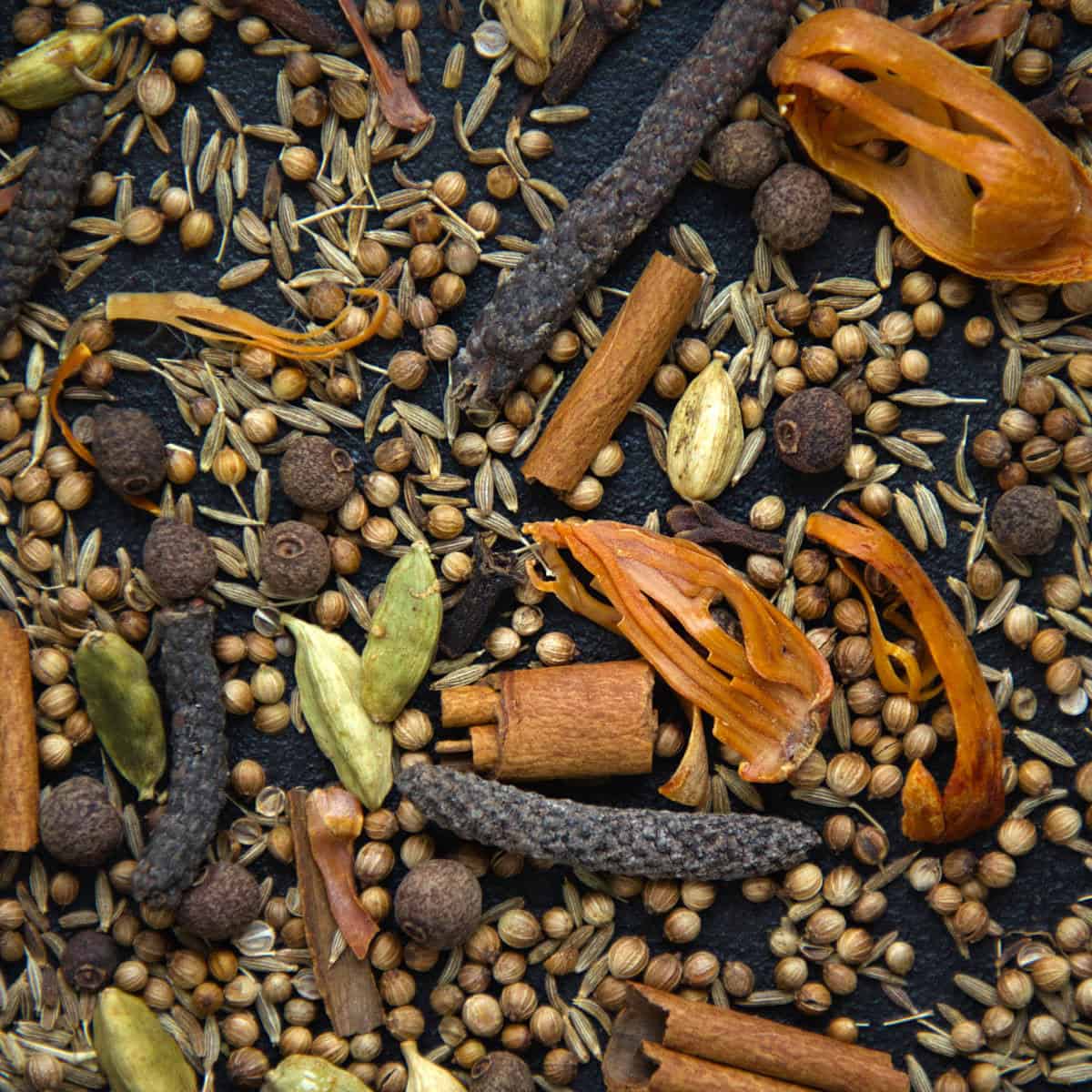 Ras El Hanout — Authentic Moroccan Spice Blend Recipe - PantsDownApronsOn